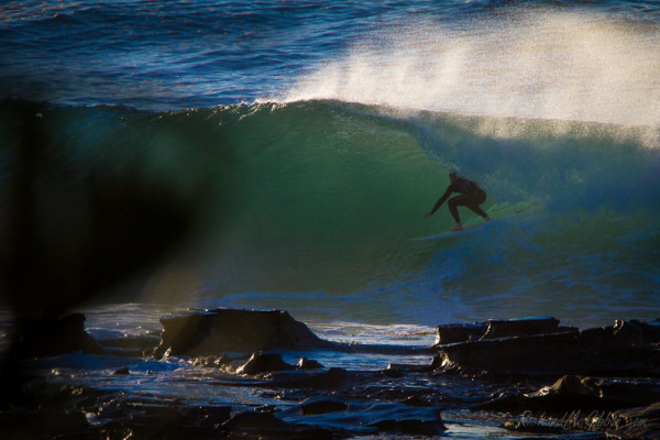 Surfing, Dee Why Point - Richard McGibbon Photography