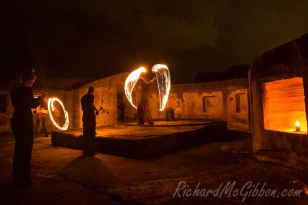 Fire-Spinning - Richard McGibbon Photography