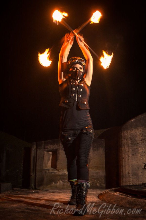 Fire-Spinning - Richard McGibbon Photography